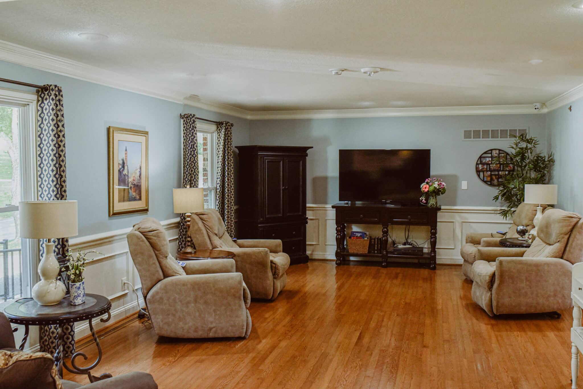 Senior Home, a Real Home With Better Care - Care Haven Homes